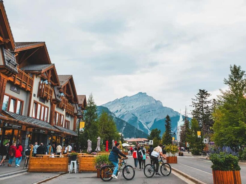 Calgary: Banff Top 5 Lakes Tour with Banff Town Visit - Who Is This Tour Best For?
