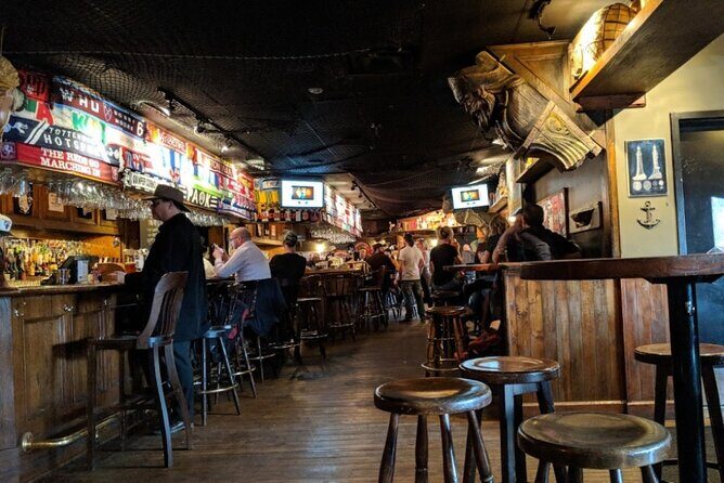 Calgary Bar Crawl: Cruisin' Calgary - Value and Cost Analysis