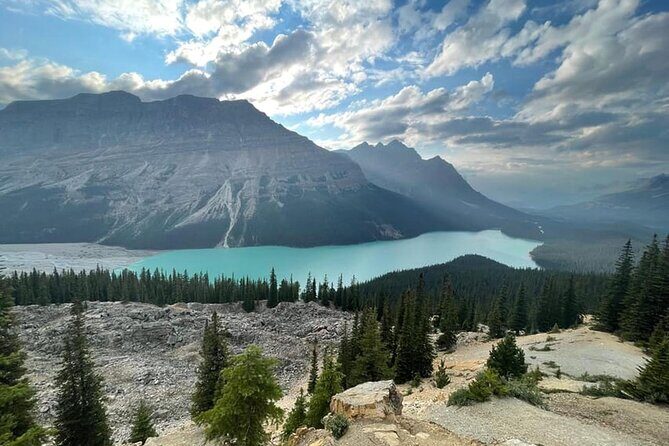 Calgary: Columbia Icefield, Skywalk, Crowfoot Glacier and Lakes - Who Will Love This Tour?