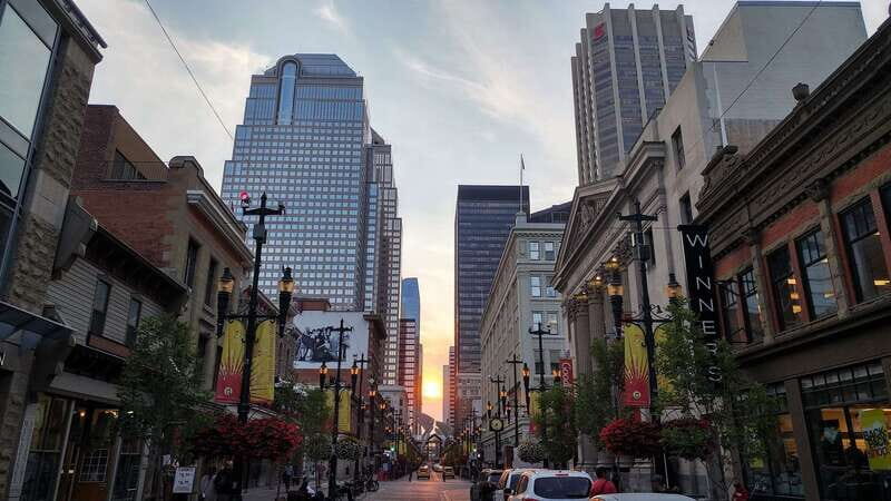Calgary Downtown: 2-Hour Introductory Walking Tour - Key Points