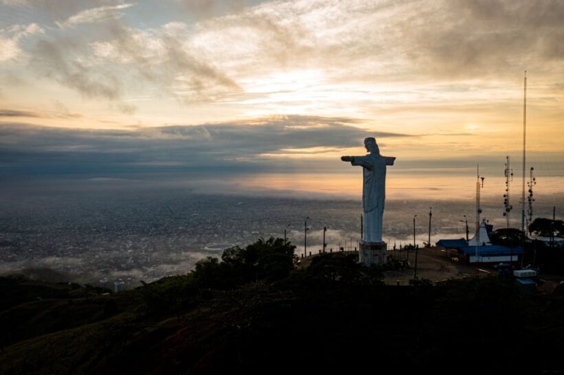 Cali: City Highlights Private Bus Tour with Transfer - A Closer Look at the Cali: City Highlights Private Bus Tour