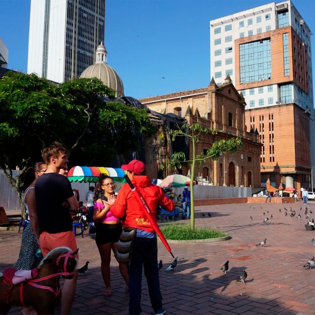 Cali Tour Privado x5 horas con Transfers - Key Points