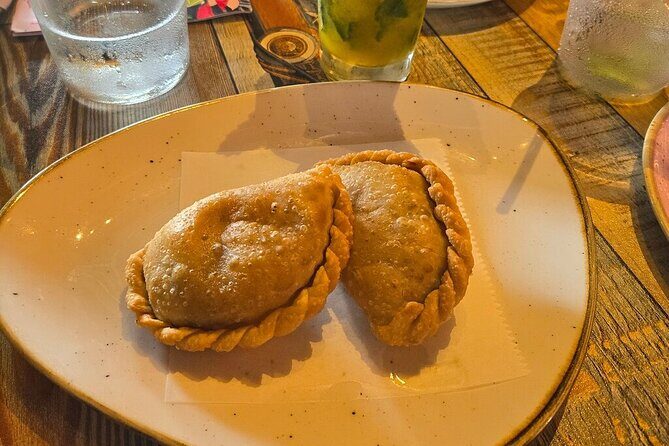 Calle Ocho Walking and food Tour: Cigars, coffee and Live Salsa - A Deep Dive into the Calle Ocho Experience