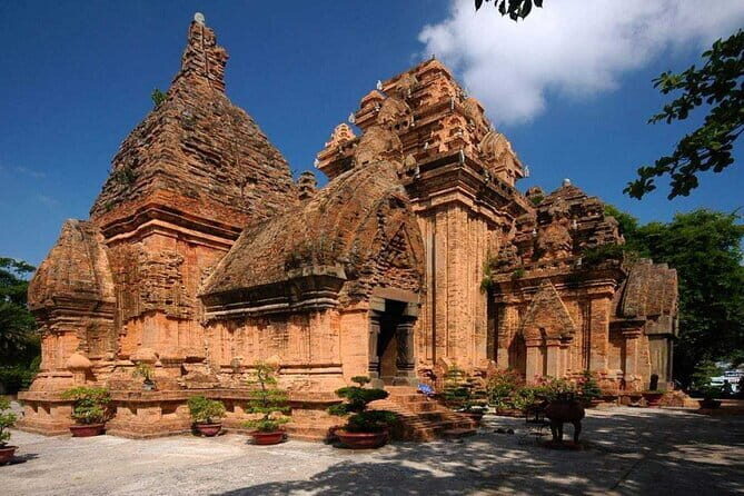Cam Ranh Nha Trang 4 Days Tour with City, Vinwonder and 4 Islands - Frequently Asked Questions