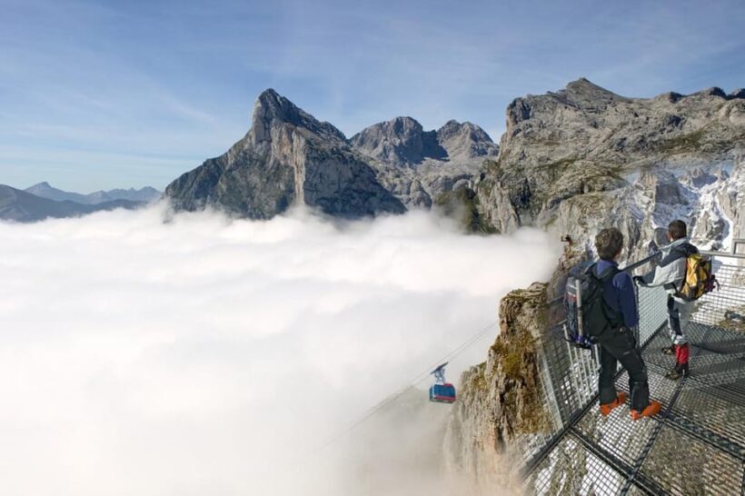 Camaleño: Fuente Dé Cable Car Ticket Ride - The Journey: What To Expect on the Fuente Dé Cable Car