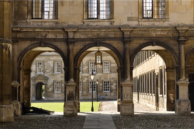 Cambridge Famous Alumni Quest Experience - Meeting and End Points