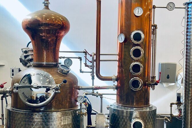 Cambridge Hobart Wine & Spirits Tour- Optional Lunch of Choice - Transportation & Group Size