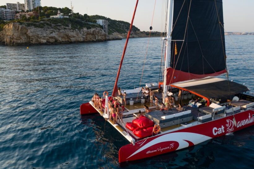 Cambrils: Catamaran Cruise with Drinks and BBQ Lunch Option - Key Points