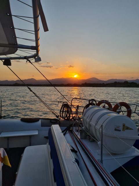 Cambrils: Costa Dorada Sunset Catamaran Cruise with Drinks - The Experience Provider and Booking Flexibility