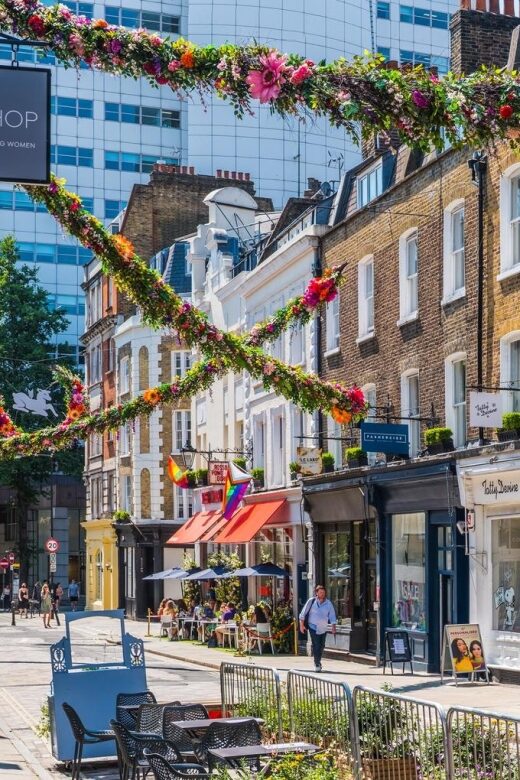 Camdens Yuletide Stroll: Lights, Markets & Magic - An In-Depth Look at Camden’s Yuletide Stroll