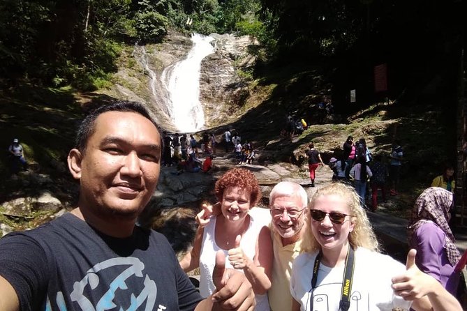 Cameron Highland Day Tour From Kuala Lumpur With Lunch Local food - Floral Delights at Rose Valley