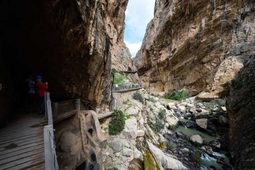Caminito del Rey: Guided Tour with 1 Drink and Shuttle Bus - What’s Included and What’s Not
