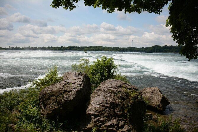 Canada/USA Incredible Wonder Tour of both sides of Niagara Falls - What We Love About the Tour
