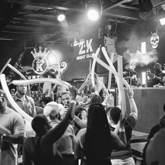 Cancun: 24 K Club Open Bar and Table incluided - Meeting Point and Practical Tips