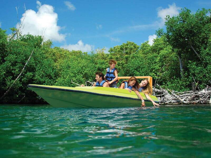 Cancun: 2Hour Speedboat Experience - An In-Depth Look at the Experience