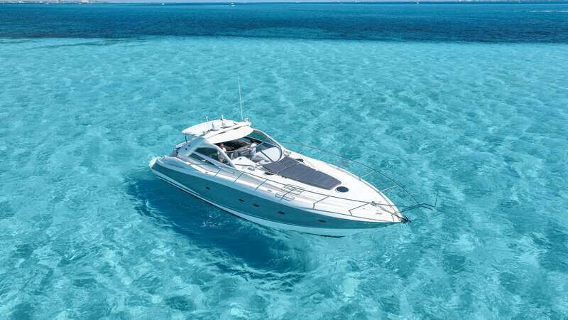 Cancun: 52-Foot Yacht Rental - The Experience in Detail