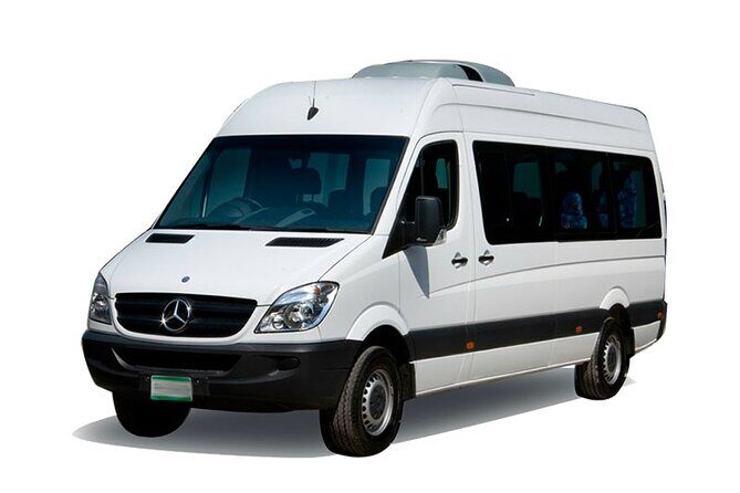 Cancun Airport: Shuttle Cancun or Playa del Carmen Hotels - A Practical Look at the Shuttle Experience