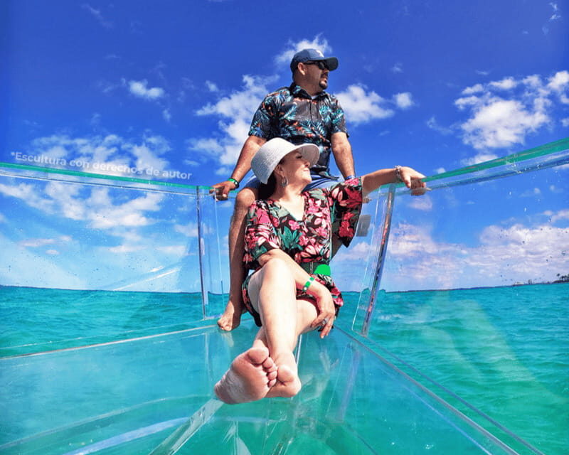 Cancun: Boat trip with transparent bottom and drinks - Who Will Love This Tour?