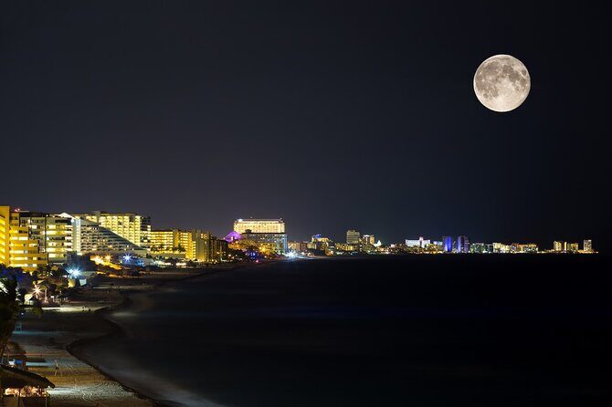 Cancún by Night: Private Custom tour - An Overview of the Cancún by Night Tour