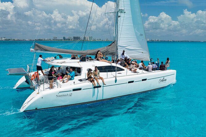 Cancun Catamaran: Isla Mujeres, Snorkeling, Drinks & Buffet Lunch - Key Points