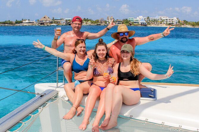 Cancun Catamaran: Isla Mujeres, Snorkeling, Drinks & Buffet Lunch - Lunch, Drinks, and Relaxation
