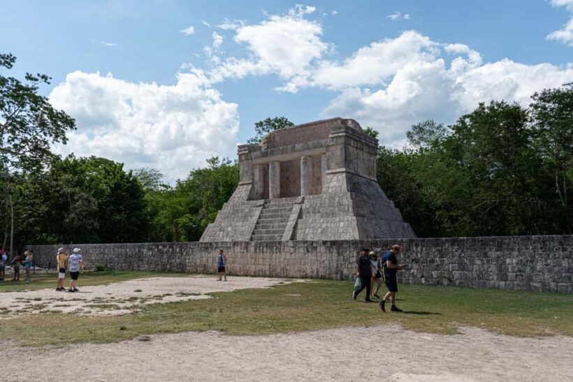 Cancun: Chichen Itza Early Tour with Transportation & Lunch - Frequently Asked Questions