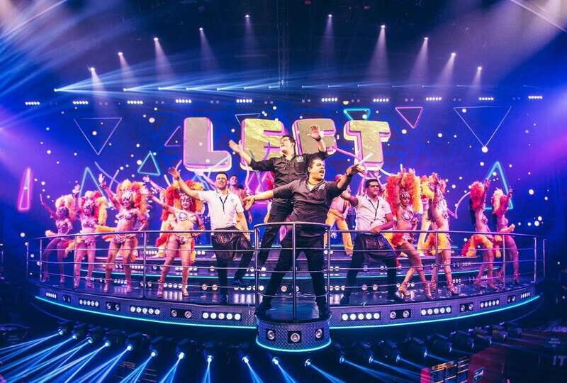 Cancun: Coco Bongo Nightclub Experience - Drinks, Snacks, and Food