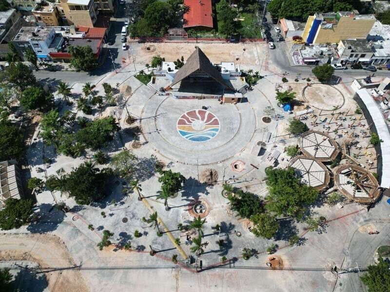 Cancun Downtown Evening Walking Tour - What the Cancun Downtown Evening Walking Tour Offers