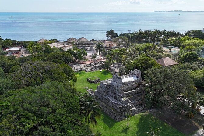 Cancun Guided Sightseeing El Meco Site, Letters and Shopping - An In-Depth Look at the Tour