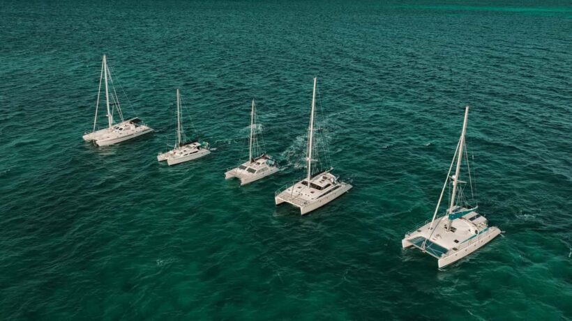 Cancun: Isla Mujeres Adults Only Party Catamaran with Drinks - Key Points