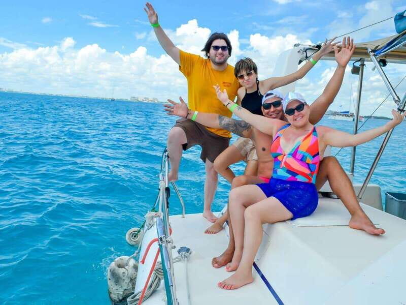 Cancun: Isla Mujeres Catamaran Tour with Open Bar of Drinks - A Closer Look at the Experience
