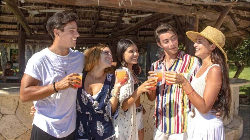 Cancun: Isla Mujeres Royal Garrafon with Transport & Lunch - What Travelers Say