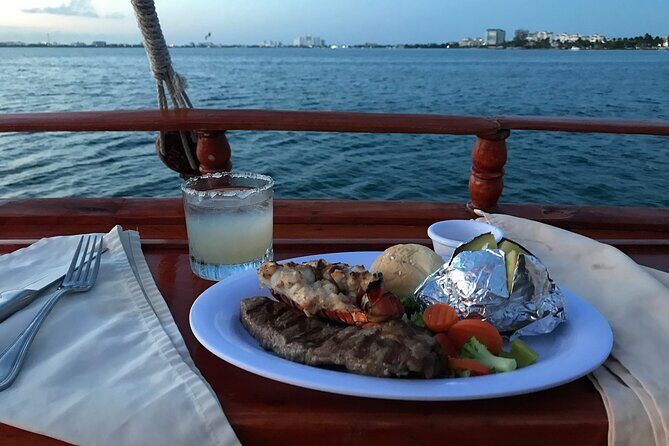 Cancun Lagoon Sunset Sailing Trip aboard classic Galeón with Dinner and Free bar - Authentic Guest Perspectives