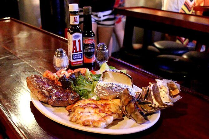 Cancun Pirate Ship Adventure : Dinner & Show at Sea 2 for 1 Deal - What is the Cancun Pirate Ship Adventure?