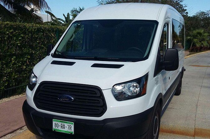 Cancun Private Airport Transfer  One Way & Round Trip Available - Vehicle Quality and Comfort
