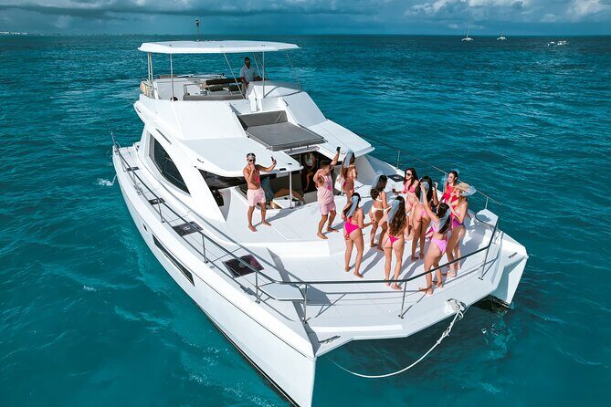 Cancun Private Catamaran for Bachelorette Party  51 Leopard - The Crew and Service: What Youll Experience