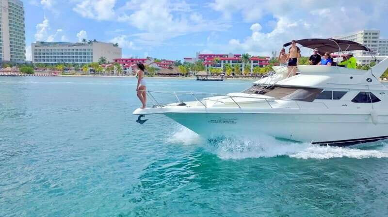 Cancun: Private Luxury 46-Feet Flybridge Yacht Cruise - Introducing the Cancun: Private Luxury 46-Feet Flybridge Yacht Cruise