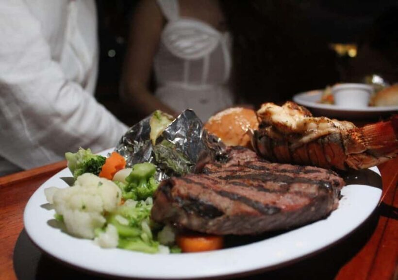 Cancun: Romantic evening in galleon with dinner and open bar - Practicalities and Logistics