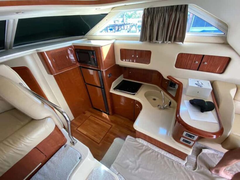 Cancún: Sea Ray F43 yacht rental to Isla Mujeres - What makes this tour stand out