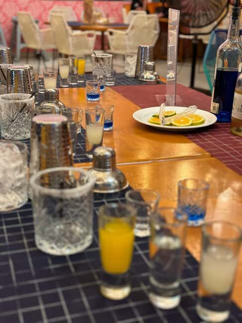 Cancun: Tequila Tasting Experience with Mixology - Professional Tasting: Savoring the Blue Agave