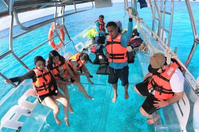 Cancun: Transparent Boat Tour with Soft Drinks - Key Points