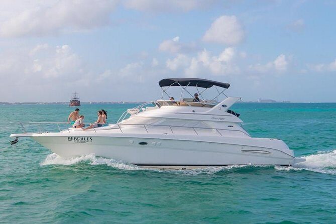 Cancún Yacht Rental SeaRay 46ft 25P13 - The Experience in Detail