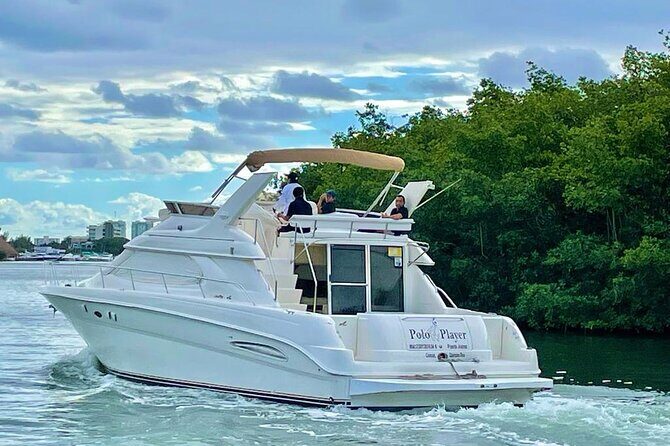 Cancun Yacht Tour - SEARAY YACHT 46 FT GREAT FOR SUNSET 15 PEOPLE MAX 25P9 - The Sum Up