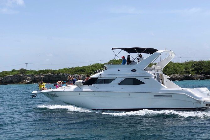 Cancun yachts rental YACHT 46 FT, 15 PAX MAX 25P12 - An In-Depth Review of the Yacht Experience
