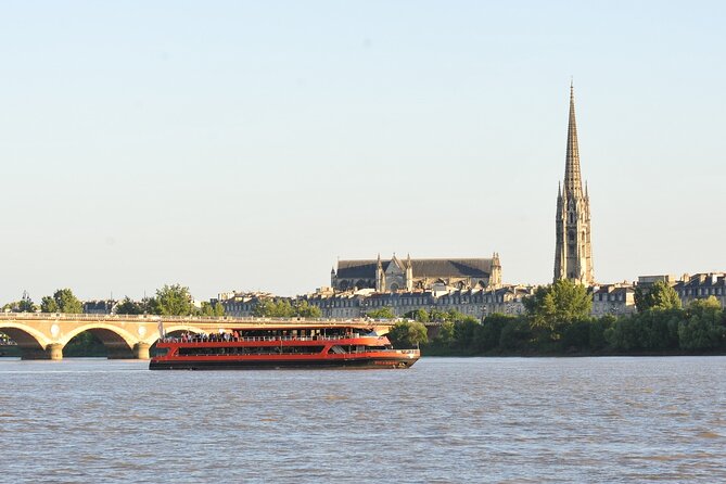 Canelés Cruise and UNESCO Route - Discovering the UNESCO Highlights