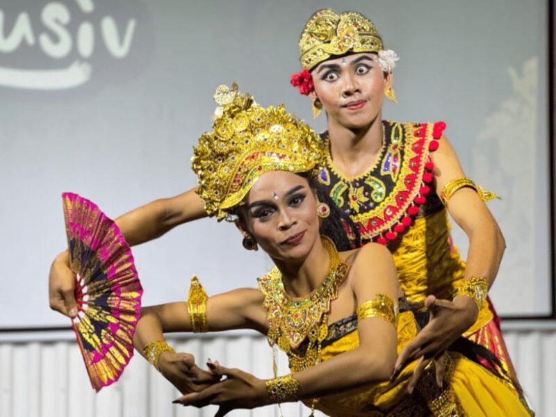 Canggu: Deaf Dancer Show with Dinner - What Are the Drawbacks?