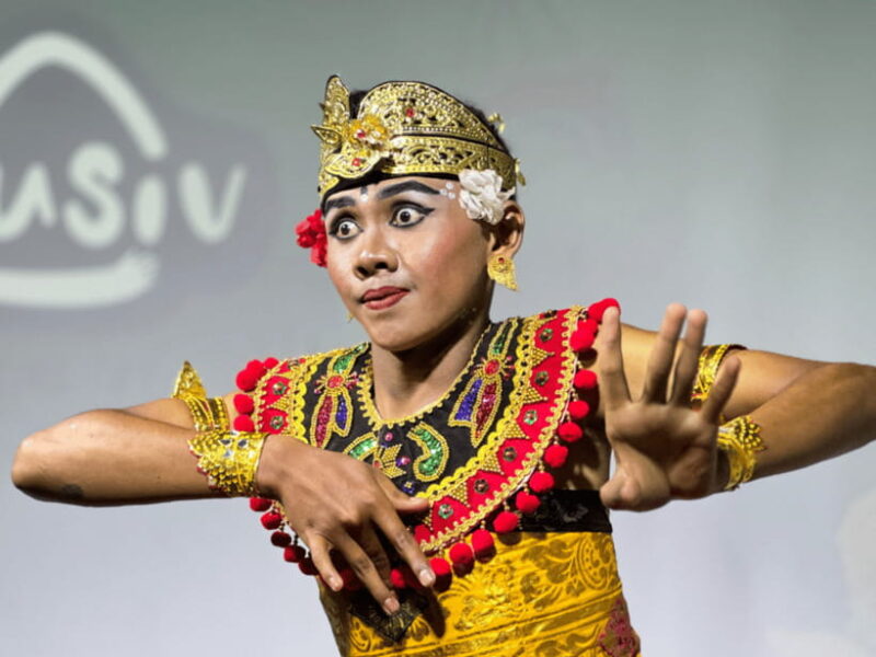 Canggu: Deaf Dancer Show with Dinner - Authenticity and Impact
