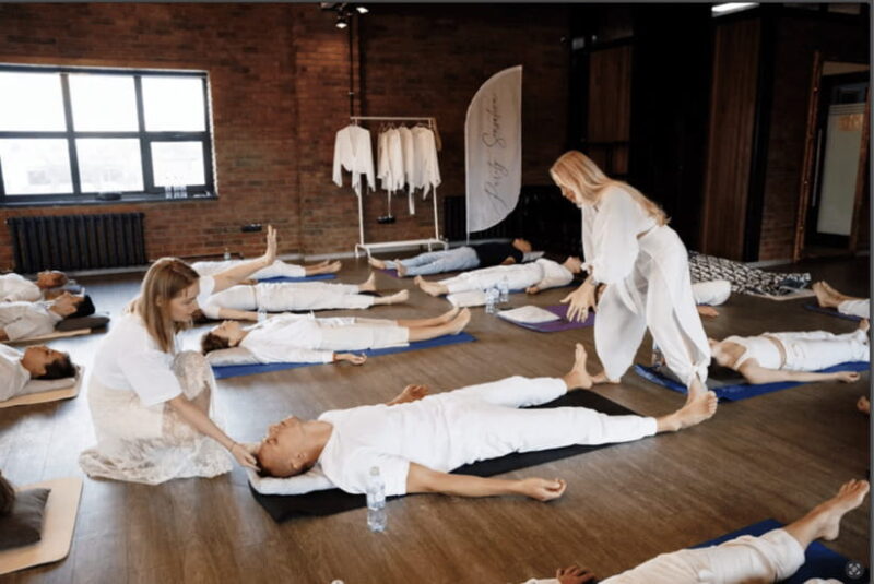 Canggu: Kundalini Activation at ADDA YOGA - Energy work - The Environment and Group Experience