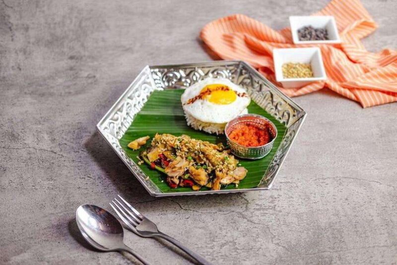 Canggu: Paed Thai Cuisine Restaurant Dining Experience - Key Points