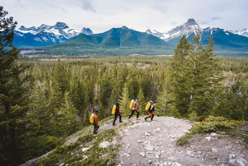 Canmore: 3 Hour Local Explorer Tour and Hike with a Guide - Who Should Consider This Tour?